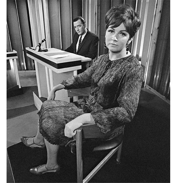 [PDF] Five Irish women by Emer Nolan | 9781526136749, 9781526136763